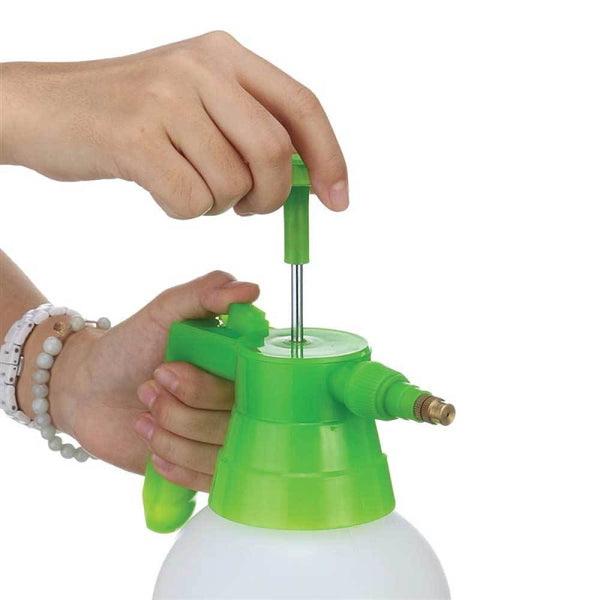 2L Hand Held Pressure Sprayer - Plastic Garden Pump For Liquids - Port ...